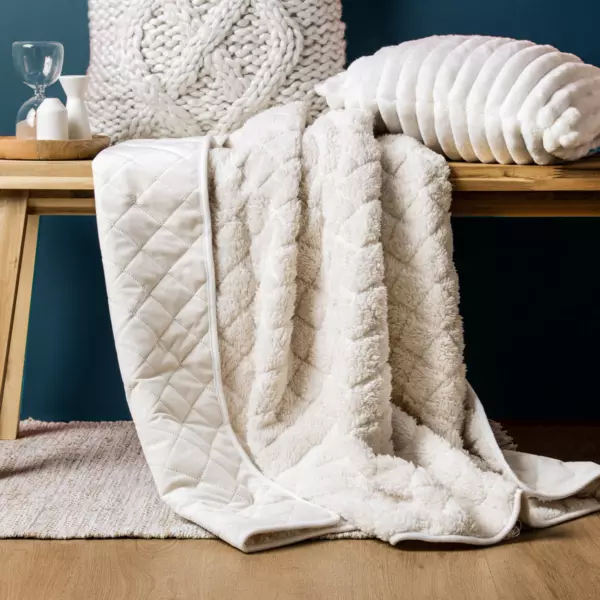 Plaid doux (150 cm) Gatsby Ecru - Déco textile - Eminza