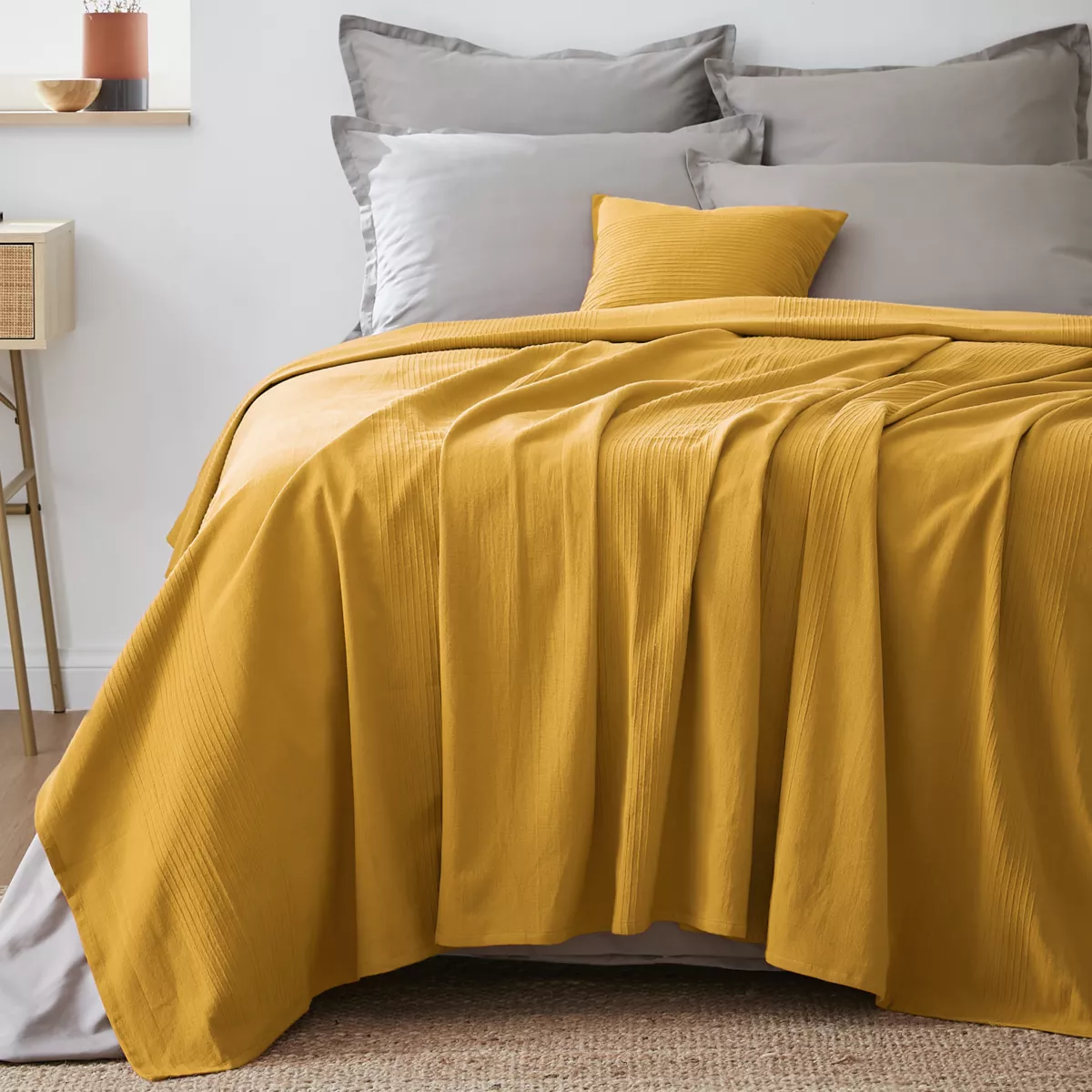 Couvre-lit coton tissé (180 x 220 cm) Léa Jaune safran - Linge de lit ...